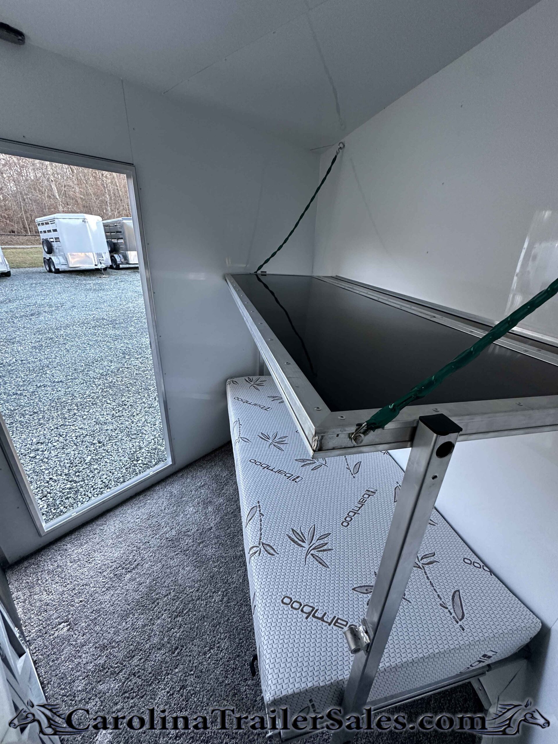 Brand New 2025 Kiefer Kruiser 2 Horse Slant Load Bumper Pull Trailer ...
