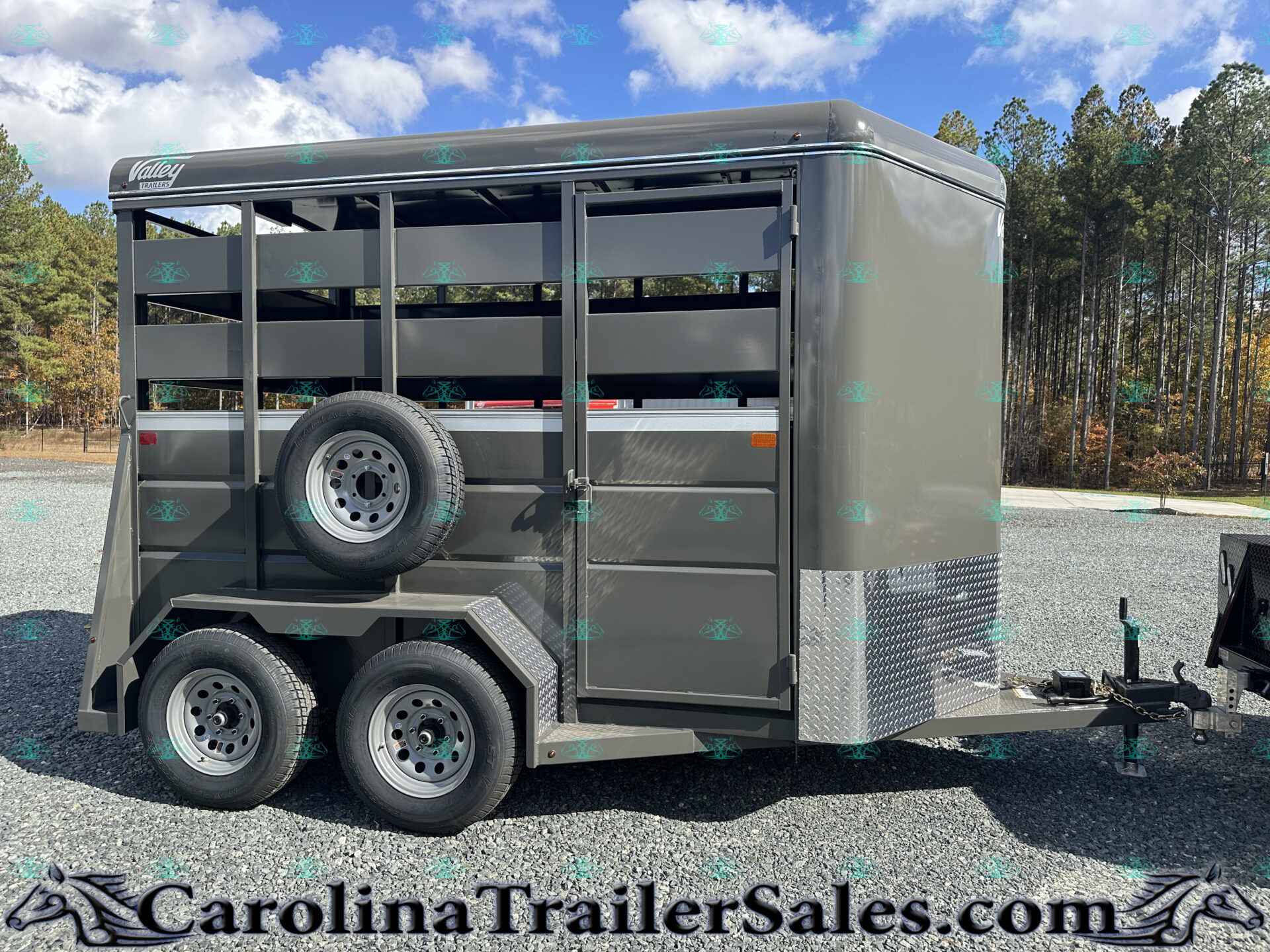 New 2026 Valley 26012 2 Horse Stock Trailer