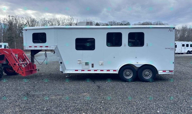 2010 Kiefer 2 Horse with Full LQ, Rear Ramp, LightweightCarolina ...